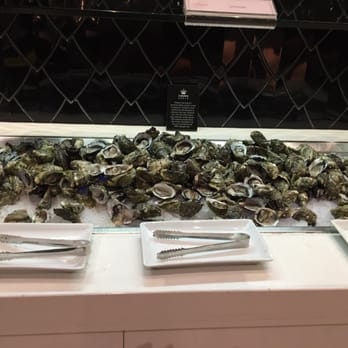 ATRIUM BUFFET - Updated July 2025 - 95 Photos & 42 Reviews - Crown ...