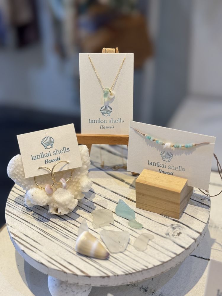 OTB - Updated October 2025 - 31 Photos - 2424 Kalakaua Ave, Honolulu ...