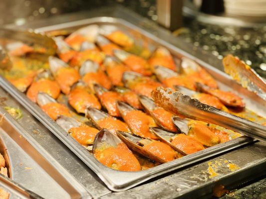 FLAMING BUFFET - Updated April 2024 - 101 Photos & 71 Reviews - 104 W ...