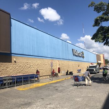 WALMART - Updated January 2026 - 148 Photos & 25 Reviews - Av. Coba 21 ...