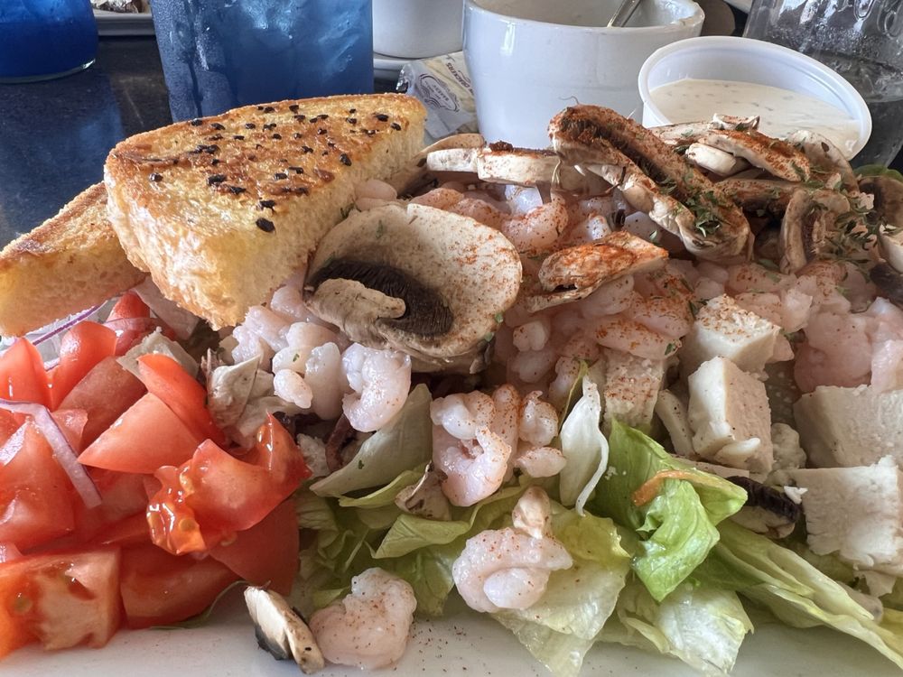 THE BIG ELK - Updated May 2024 - 87 Photos & 80 Reviews - 707 East ...