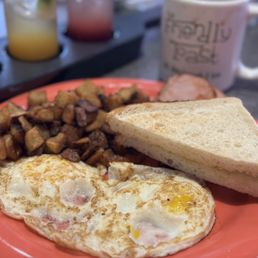 THE FRIENDLY TOAST - Updated December 2025 - 489 Photos & 384 Reviews ...