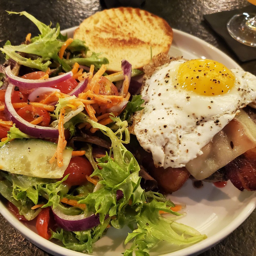 THE HEIGHTS - 206 Photos & 151 Reviews - 444 N Summit St, Toledo, OH ...