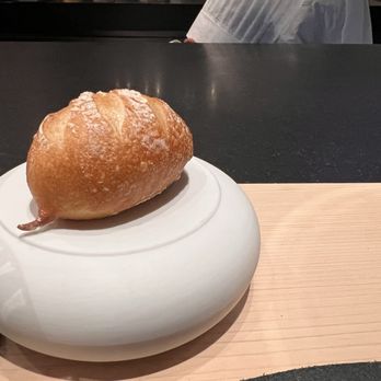 LSL - Updated October 2025 - 52 Photos - 2066 Avenue Road, Toronto ...