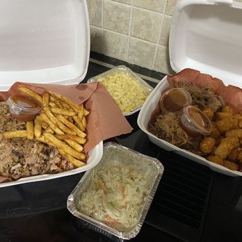 AVIATOR SMOKEHOUSE BBQ - Updated February 2025 - 273 Photos & 483 ...