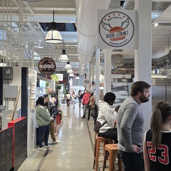 URBAN GOURMET - Updated July 2025 - 29 Photos & 28 Reviews - 212 Kelton ...