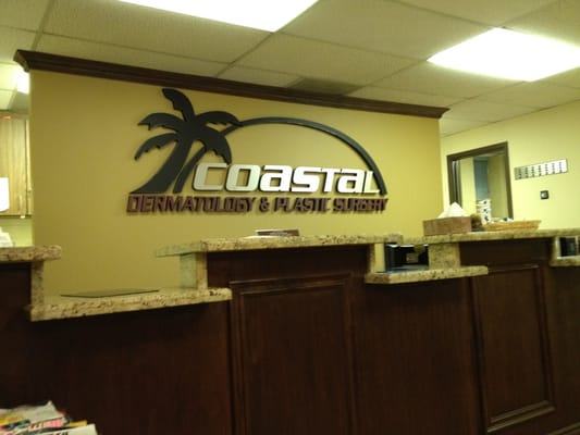 MATTHEW B LUXENBERG, MD - Updated October 2025 - 86 Reviews - 3801 ...