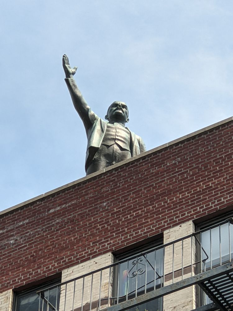 LENIN STATUE - Updated May 2025 - 11 Photos - 178 Norfolk St, New York ...