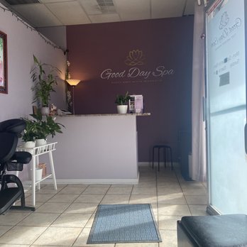 GOOD DAY SPA - Updated July 2024 - 36 Photos & 71 Reviews - 2346 S ...