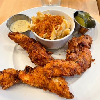 FRETBOARD BREWING & PUBLIC HOUSE - Updated July 2025 - 137 Photos & 123 ...