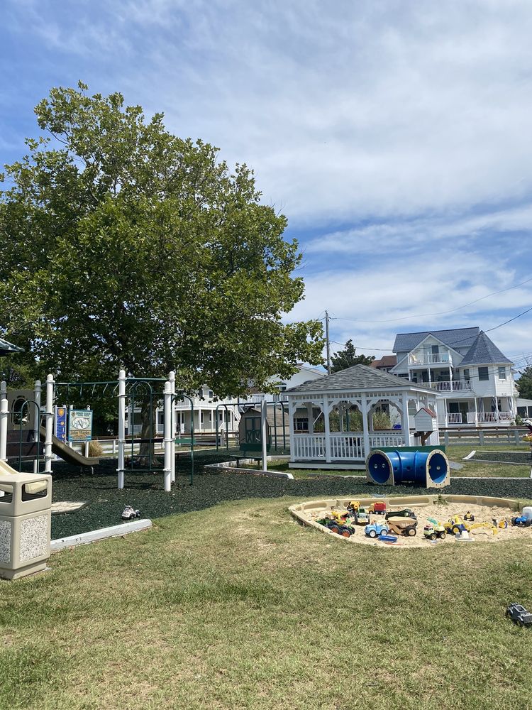 JOHN WAPLES MEMORIAL PLAYGROUND - Updated October 2025 - 122 Dagsworthy ...