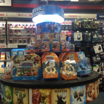 GAMESTOP - Updated December 2025 - 34 Photos & 13 Reviews - 13249 City ...