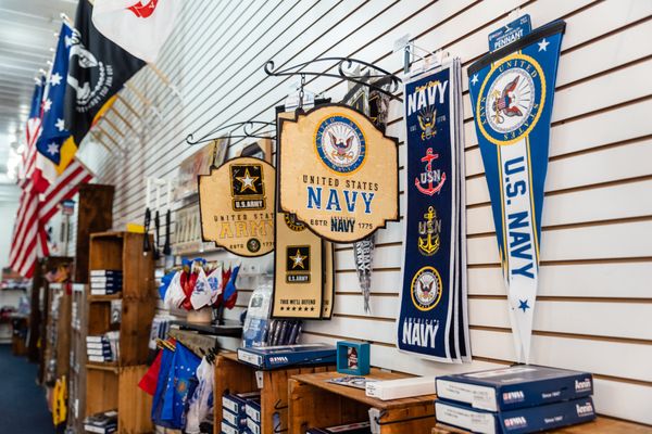 FLAG LADY’S FLAG STORE - 43 Photos & 28 Reviews - 4567 N High St ...