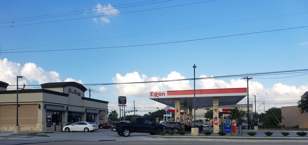 STAR STOP 65 - Updated December 2025 - 9998 Hempstead Rd, Houston ...