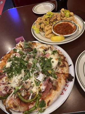 REGINA PIZZA - 279 Photos & 343 Reviews - 44 Station Lndg, Medford, MA ...