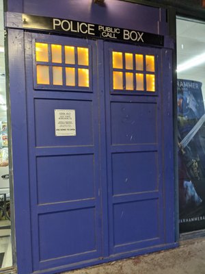 GEEK OUT - Updated October 2025 - 32 Photos & 27 Reviews - 109 W ...