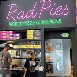 CUSHWA AND RAD PIES TAPROOM - Updated October 2025 - 238 Photos & 115 ...