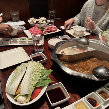 Q RESTAURANT - Updated August 2024 - 1606 Photos & 1456 Reviews - 660 ...