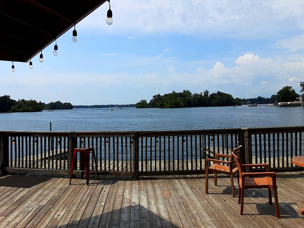 WHITE LAKE INN RESTAURANT & BAR - Updated September 2025 - 64 Photos ...