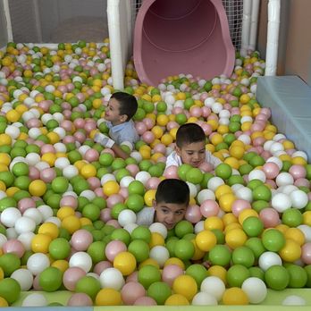 BUBBLES INDOOR PLAYGROUND - Updated April 2025 - 38 Photos & 23 Reviews - 2501 W Victory Blvd ...