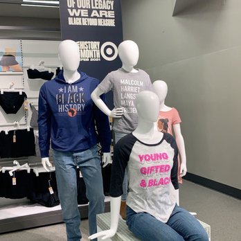 TARGET - Updated October 2025 - 27 Photos & 18 Reviews - 4160 Town ...