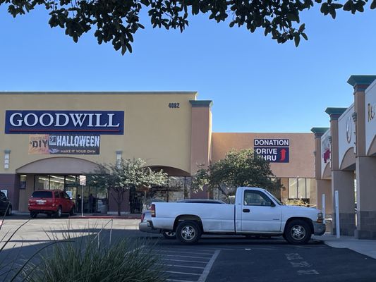 GOODWILL THRIFT STORE AND DONATION CENTER - Updated August 2025 - 30 ...