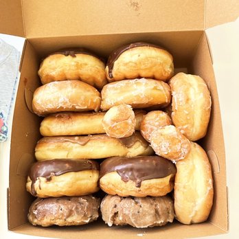 MISS DONUTS - Updated April 2025 - 90 Photos & 89 Reviews - 25030 ...