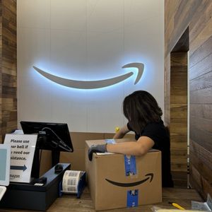 AAHS THE ULTIMATE GIFT STORE - Updated December 2025 - 135 Photos & 127 ...