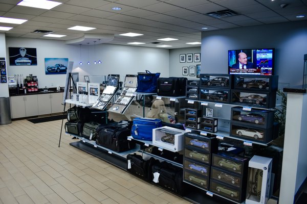 BMW OF BRIDGEPORT - Updated December 2025 - 29 Photos & 77 Reviews - 43 ...