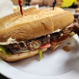 TOM’S JR BURGERS - Updated December 2025 - 129 Photos & 178 Reviews ...