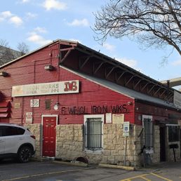 IRON WORKS BARBECUE - Updated April 2025 - 898 Photos & 1320 Reviews ...