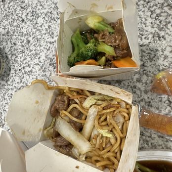 GOLDEN DRAGON - Updated December 2025 - 57 Photos & 53 Reviews - 3650 ...