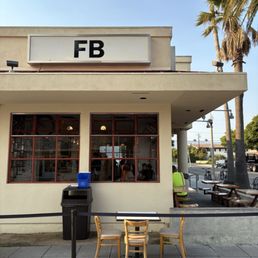 FREEBIRDS - Updated December 2025 - 572 Photos & 1460 Reviews - 879 ...