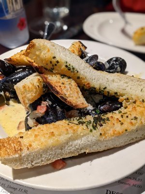 BOTTLES - Updated October 2025 - 206 Photos & 164 Reviews - Calle ...