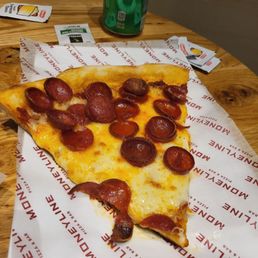 MONEYLINE PIZZA & BAR - Updated July 2025 - 1356 Photos & 1021 Reviews ...
