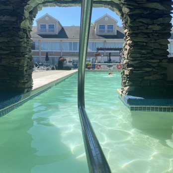 BEST WESTERN MERRY MANOR INN - Updated December 2025 - 176 Photos & 96 ...