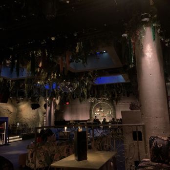 CAVEAU - Updated December 2025 - 73 Photos & 41 Reviews - 1 Cntr Plz ...