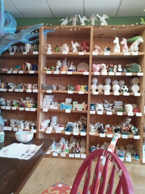 POTTERY HOLLOW - Updated July 2024 - 29 Photos & 33 Reviews - 116 N ...