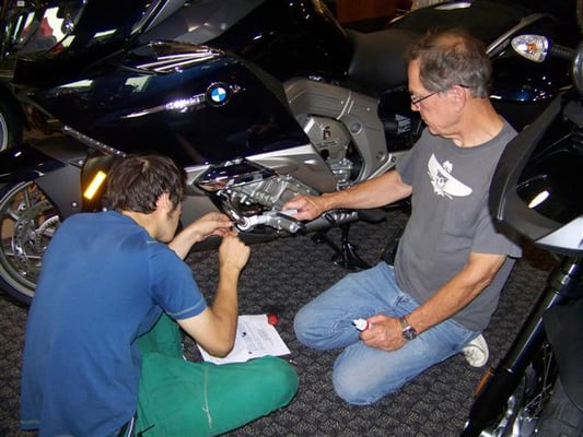 GATEWAY BMW DUCATI MOTORCYCLES - Updated October 2025 - 29 Photos & 17 ...