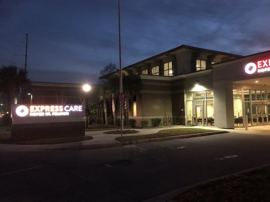 ROPER ST FRANCIS EXPRESS CARE - Updated December 2025 - 13 Photos & 14 ...