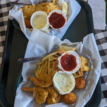 FLYING FISH - Updated December 2025 - 344 Photos & 276 Reviews - 6126 ...