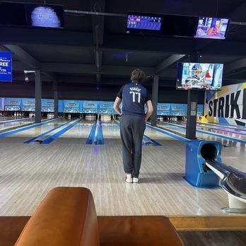 BOWLOUNGE - Updated February 2025 - 288 Photos & 327 Reviews - 167 ...