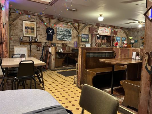 M & I WEATHER VANE CAFE - Updated August 2025 - 22 Photos & 25 Reviews ...