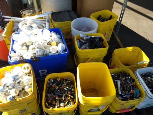 SMART STATION - Updated December 2025 - 45 Photos & 68 Reviews - 301 ...