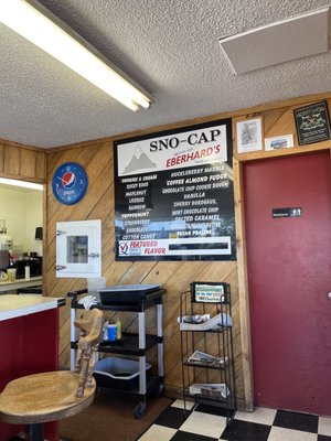 SNO-CAP DRIVE IN - REDMOND - Updated December 2025 - 60 Photos & 79 ...