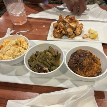 SASSY BLEU - Updated December 2025 - 35 Photos & 33 Reviews - 496 E ...