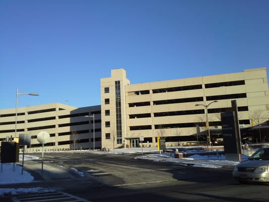 ST JOSEPH’S UNIVERSITY MEDICAL CENTER - Updated December 2025 - 31 ...