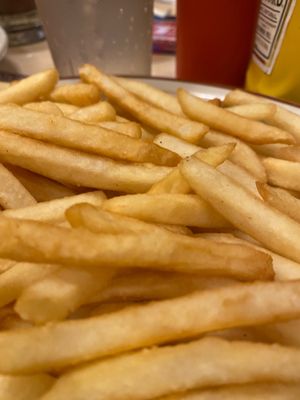 THE ROYAL DINER - Updated December 2025 - 100 Photos & 223 Reviews ...