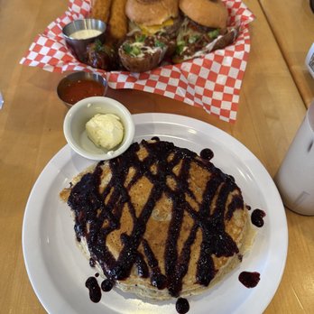 HOME PLATE GRILL - Updated October 2024 - 423 Photos & 317 Reviews ...