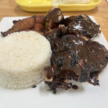 ROLAND’S JAMAICAN CHICKEN - Updated January 2025 - 216 Photos & 197 ...